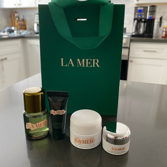 La Mer | Skincare | La Mer Travel Set | Poshmark